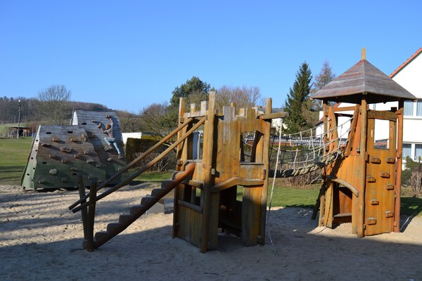 Ferienwohnung Bei Wermsdorf, Wo August Der Starke Jagte, Auf Bauernhof, 3 Pers. - Oschatz