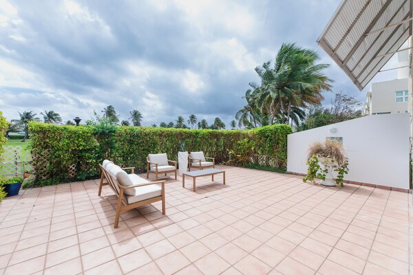 Dorado Beach & Golf Villa: 5 Bedrooms - Dorado