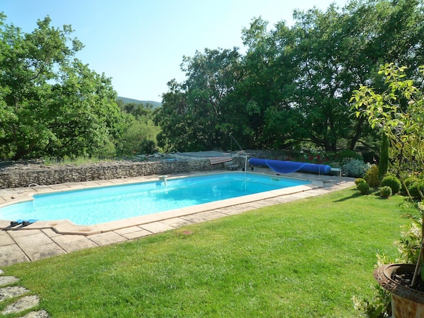 Beautiful Provencal Villa With Pool And Jacuzzi - Gordes