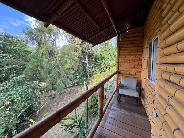 9-bedroom Cottage In Wonderful Pereira With Wifi - 