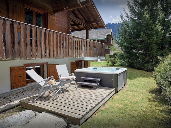 Chalet Rochamour - Mountain Holiday For 14 With Spa - Ovo Network - Les Portes du Soleil