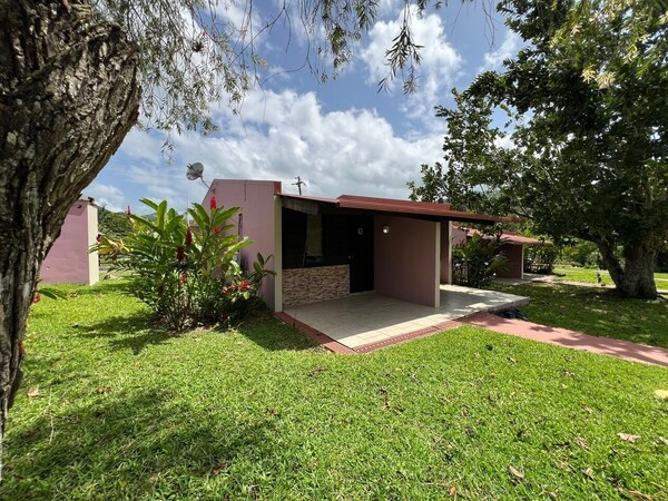 Charming 1-bedroom Hotel With Ac, Wifi In Gorgeous Garzas Ward, Adjuntas - Utuado