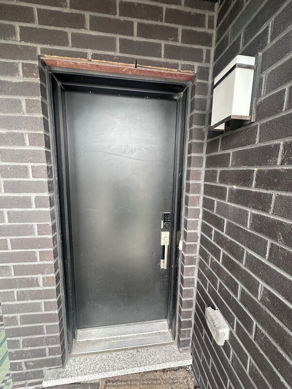 Bright 2bedroom Townhome In South Richmond Hill, Convenient Location. - Ontario