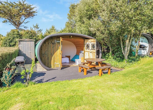 0 Bedroom Accommodation In Bude - Stratton