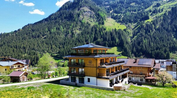 Apartment 'Mountain Suite Nr°201' With Mountain View, Shared Garden And Wi-fi - Grossarl