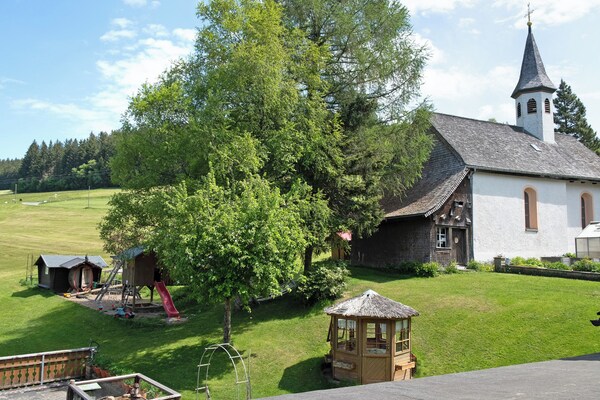 Room 'Nr 6' With Mountain View, Shared Terrace And Wi-fi - Titisee-Neustadt
