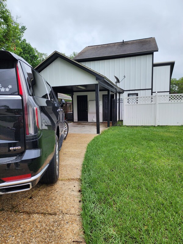 Charming 2-bedroom House In Wonderful Baton Rouge With Ac, Wifi - バトン・ルージュ, LA