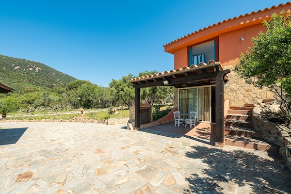 Maison De Vacances 'Simius' Avec Vue Sur La Mer, Wi-fi Et Climatisation - Castiadas