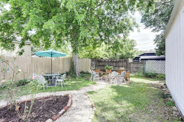 2 Mi To Lsu: Mid City Home W/ Yard & Patio! - Baton Rouge, LA