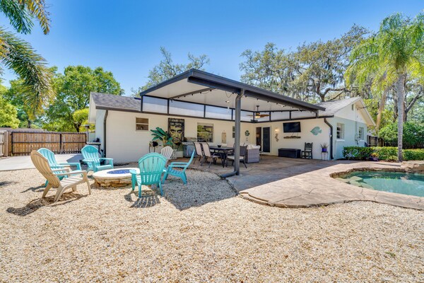 Private Outdoor Oasis W/ Pool: Home In Longwood! - Lake Mary, FL