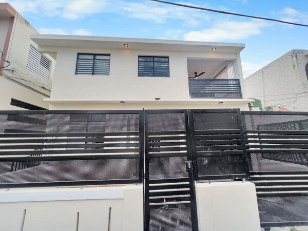 Casa Monseñor Apt 2 | Boho Style Apt W/ Balcony - San Juan