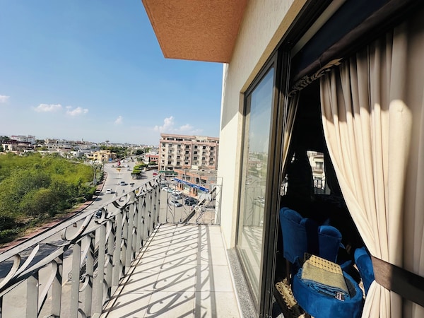 Cozy 1-bedroom Apartment With Ac, Wifi In Beautiful Rawalpindi - Islamabad