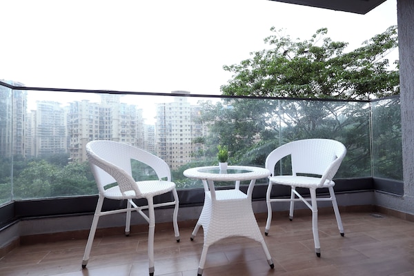 Andheri 2 Bhk  Prime Location For Corporate Stays - Mumbai