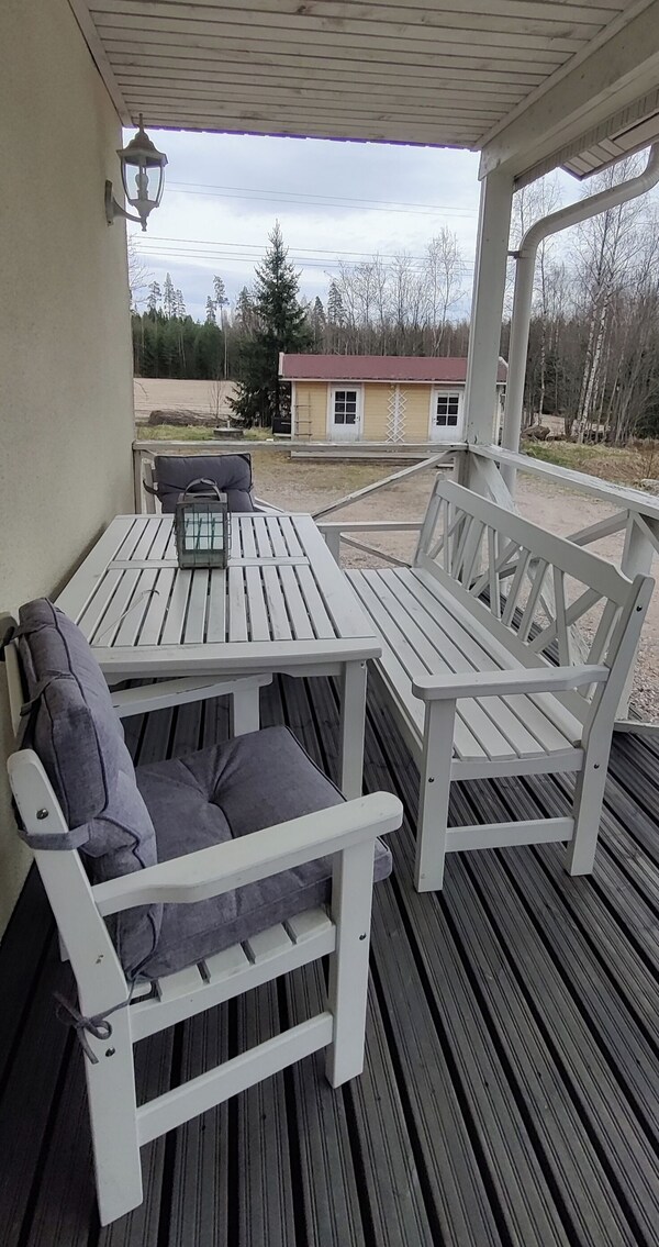 Small Pet-friendly House With Amenities - Uusimaa