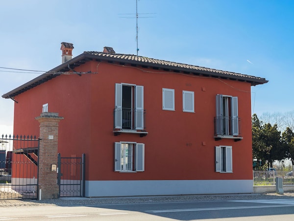 The Green Nest 2km Highwaya21/private Parking - Piacenza