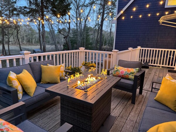 Breathtaking Riverfront Hideaway In Wareham - Wareham, MA
