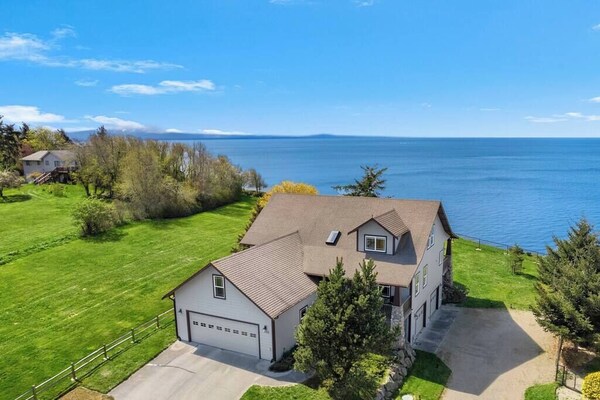 Puget Sound Sunset - Whidbey Ocean Front Home With C - Coupeville, WA