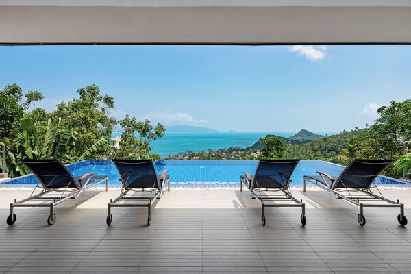 Superb 3-bedroom Villa With Sea View - Koh Phangan