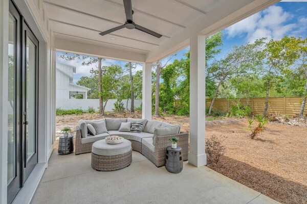 New Construction In Seagrove-all En Suite-multiple Beach Access Locations - Seaside, FL