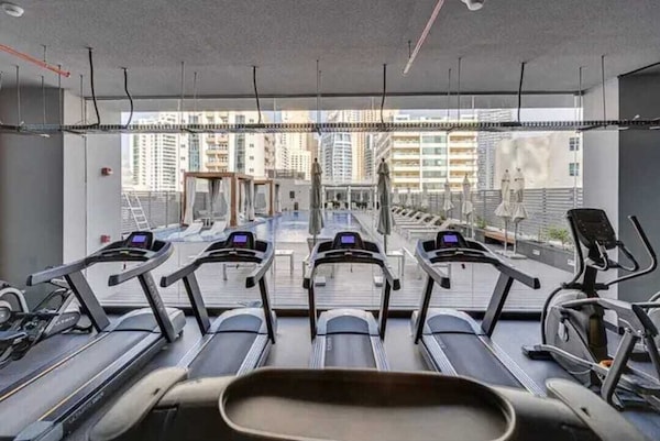 1-bedroom Apartment In Marvelous Sharjah With Fitness Room, Ac, Wifi - Sharjah