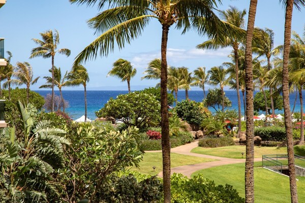 Kbm Resorts | Spacious 6-bedroom Honua Kai Collection | Same Floor | Ocean & Mountain Views + 4 Free Rental Cars! Hkh-229/36/8/40 - Maui, HI