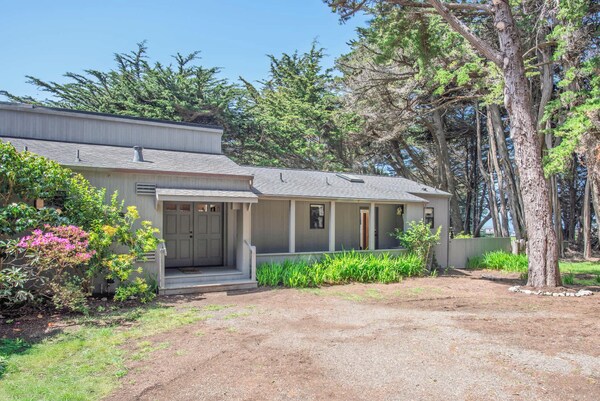Cozy Sea Ranch Family Home With Hot Tub - Gualala, CA
