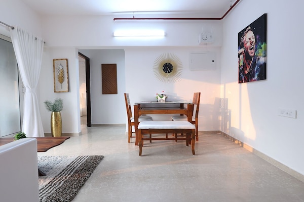 Goregaon Exhibition 2 Bhk- Perfect Business Stay - Mumbai