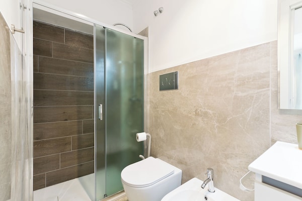 Sovramare - Sirena - One Bedroom Apartment, Sleeps 4 - Francavilla al Mare