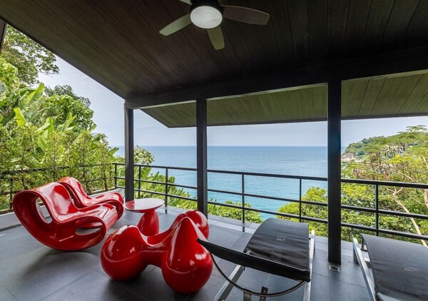 Villa Yin-noi, 2 Rooms, Sleeps 4, Perfect For Honeymooners & Romantic Travelers. - Patong Beach