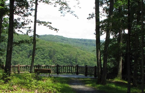 Pop Up Camper Site Water & Electric Up To 32ft - Pennsylvania