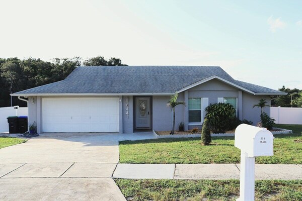 Orlando 3 Bedroom Close To Disney - Altamonte Springs, FL