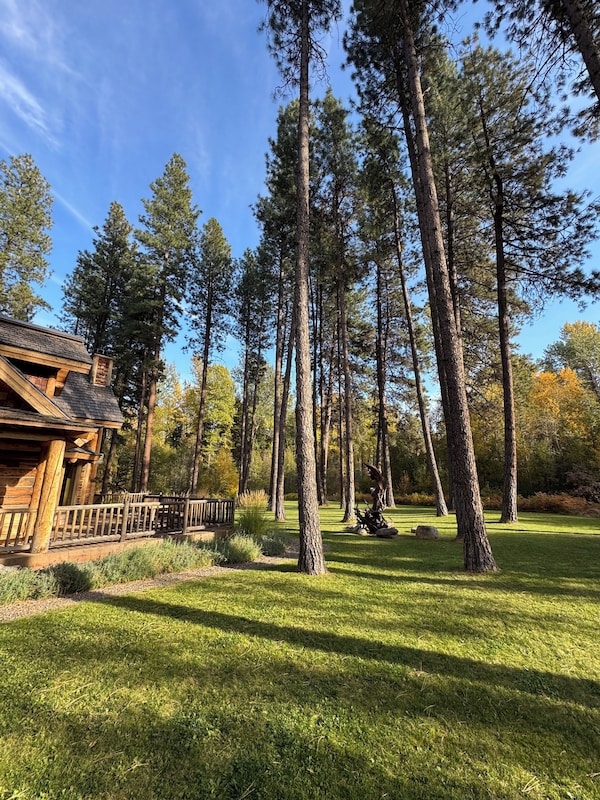 Charming 3bedroom Cabin Sleeps 7-11 People With Wi-fi & Ac In Wonderful Mazama - Washington