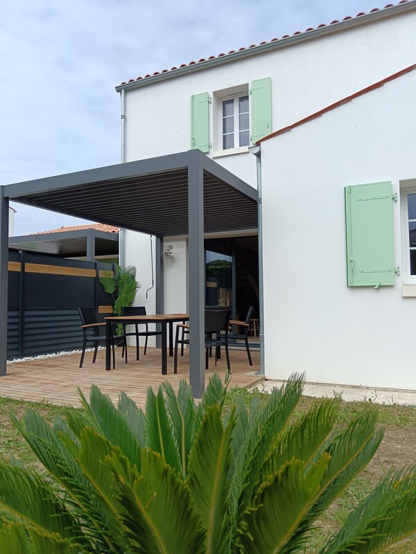 Villa øStréa - F6 Grande Maison Tout Confort + Jardin à 200 M Plage & Marché - Saint-Denis-d'Oléron
