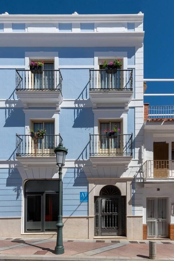 Nerja Center Beach And Balcon De Europa 4 Min Away - Frigiliana