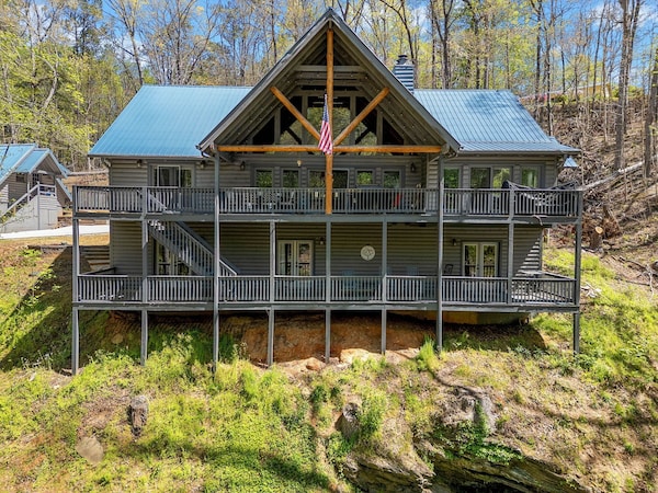 Hart's Treehouse Bring The Whole Family With Tons Of Space - Canton, GA