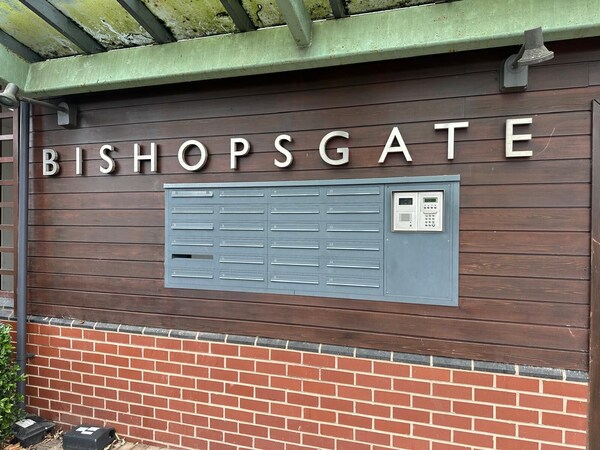 Enchanting 2-bedroom Apartment With Wifi In Coventry - Warwickshire
