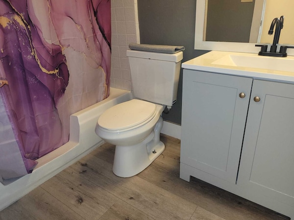 Double Queen Hotel Style Unit In Beverly Hills - Culver City