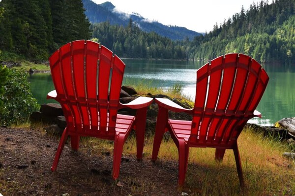 Best Location In Oakridge: Lake And Mountain Views - Oakridge, OR