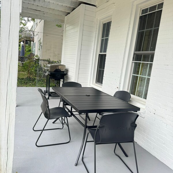 Spacious 5-bedroom Home In Beautiful Hagerstown  Perfect For Families Or Groups - Hagerstown, MD