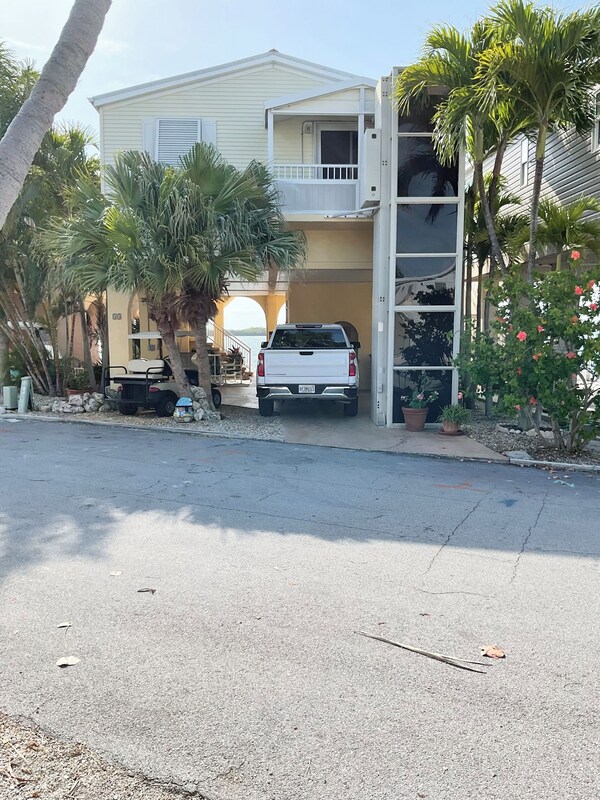 Tides & Tranquility - Venture Out Unit 053 - Big Pine Key, FL