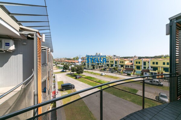 / Magnolie / ° Eraclea Mare Apt ° - Eraclea Mare
