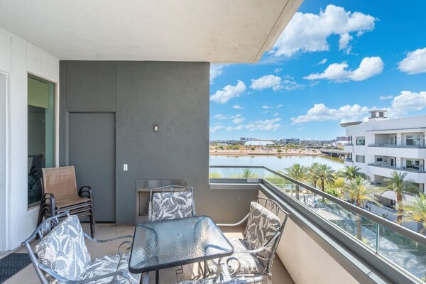 Lakeview Living Tempe Condo - Tempe, AZ