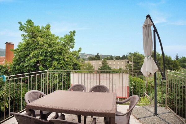 Appartamento 'Trilocale Con Piscina Vista Mare' Con Vista Mare, Wi-fi E Aria Condizionata - San Bartolomeo al Mare