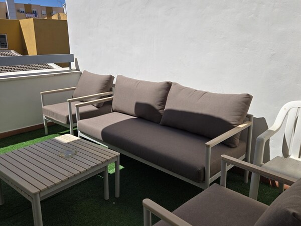 3-storey Family Home Near The Beach In Málaga - Málaga