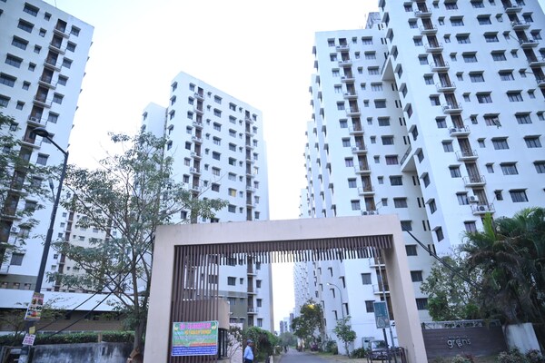 Fully Furnished  Family/friendly Cozy 2-bedroom Apartment With Ac, Wifi - Howrah