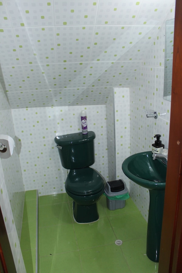 Vivienda Completa Con Parqueadero, Cerca Al Terminal - Villavicencio