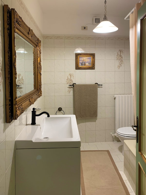 Charming Apartment In Beautiful Todi - Todi