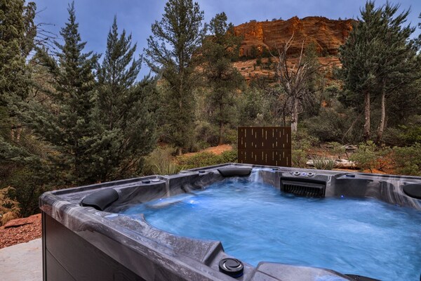 Sedona Soul Haus - Sauna, Cold Plunge & Trail Access - Sedona, AZ