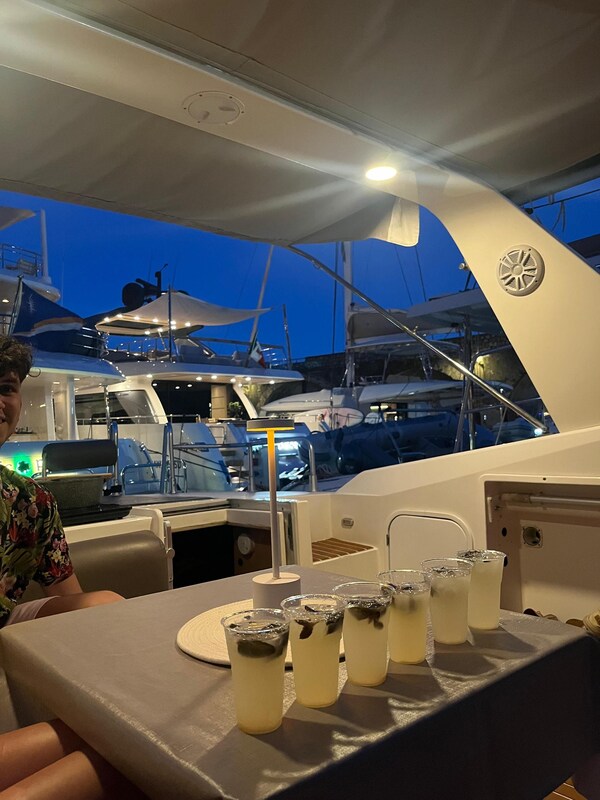Boat Suitable For Family Gulf Of Naples - Positano