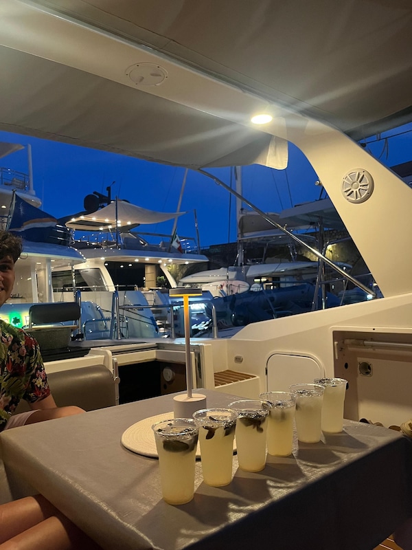 Boat Suitable For Family Gulf Of Naples - Vico Equense
